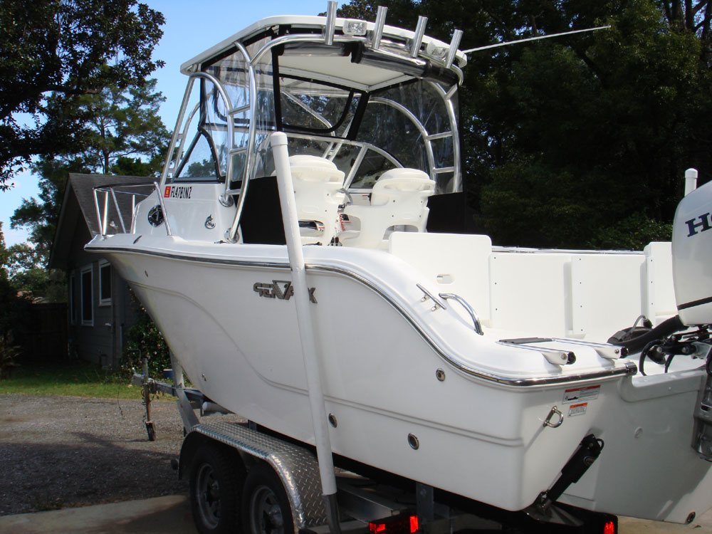 2010 Sea Fox 216WA Honda 200 HP Four Stroke Full Enclosures Trailer